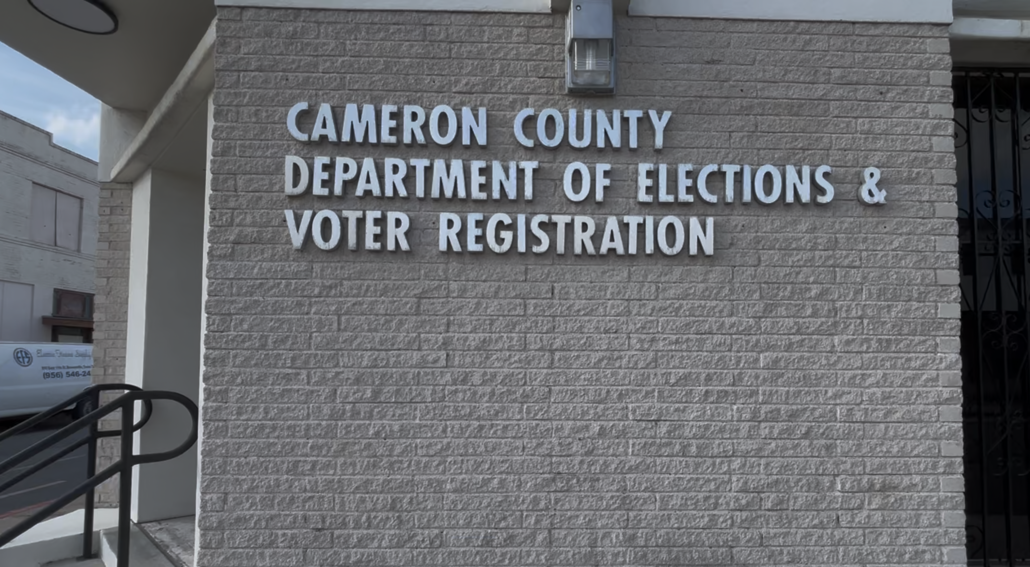 KVAQ | Voting registration ends soon